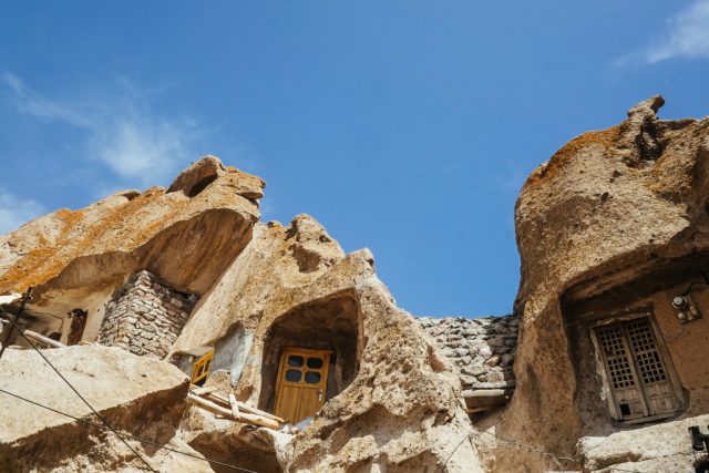 Photos From The World's Last Cave Village - Kandovan, Iran - YOMADIC